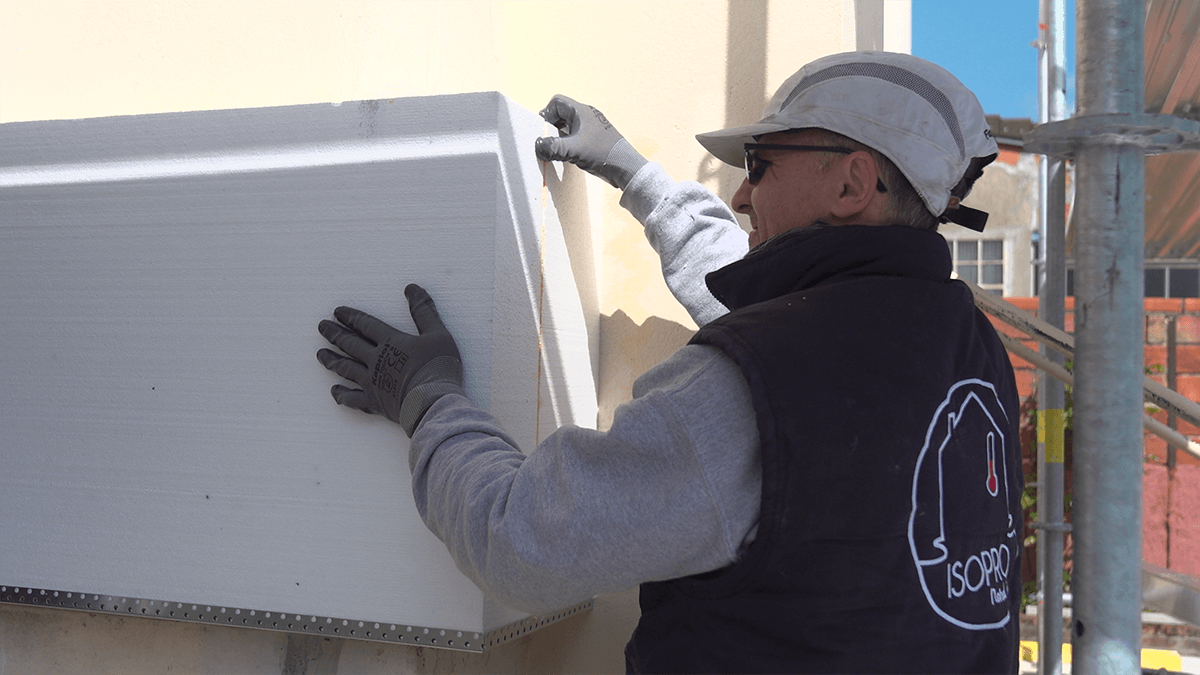 Isolation d'un immeuble : tout savoir avant les travaux | Hellio